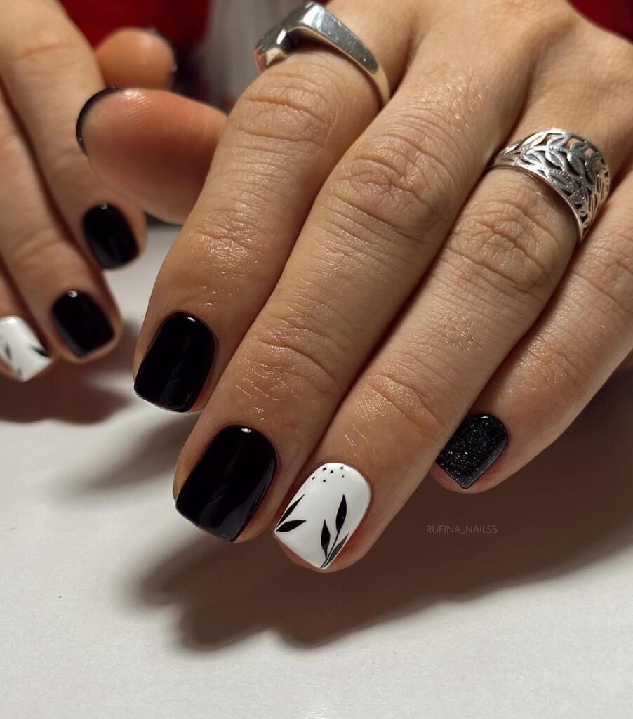 36 Bold Short Black Nail Ideas to Amp Up Your Style - Archeworks