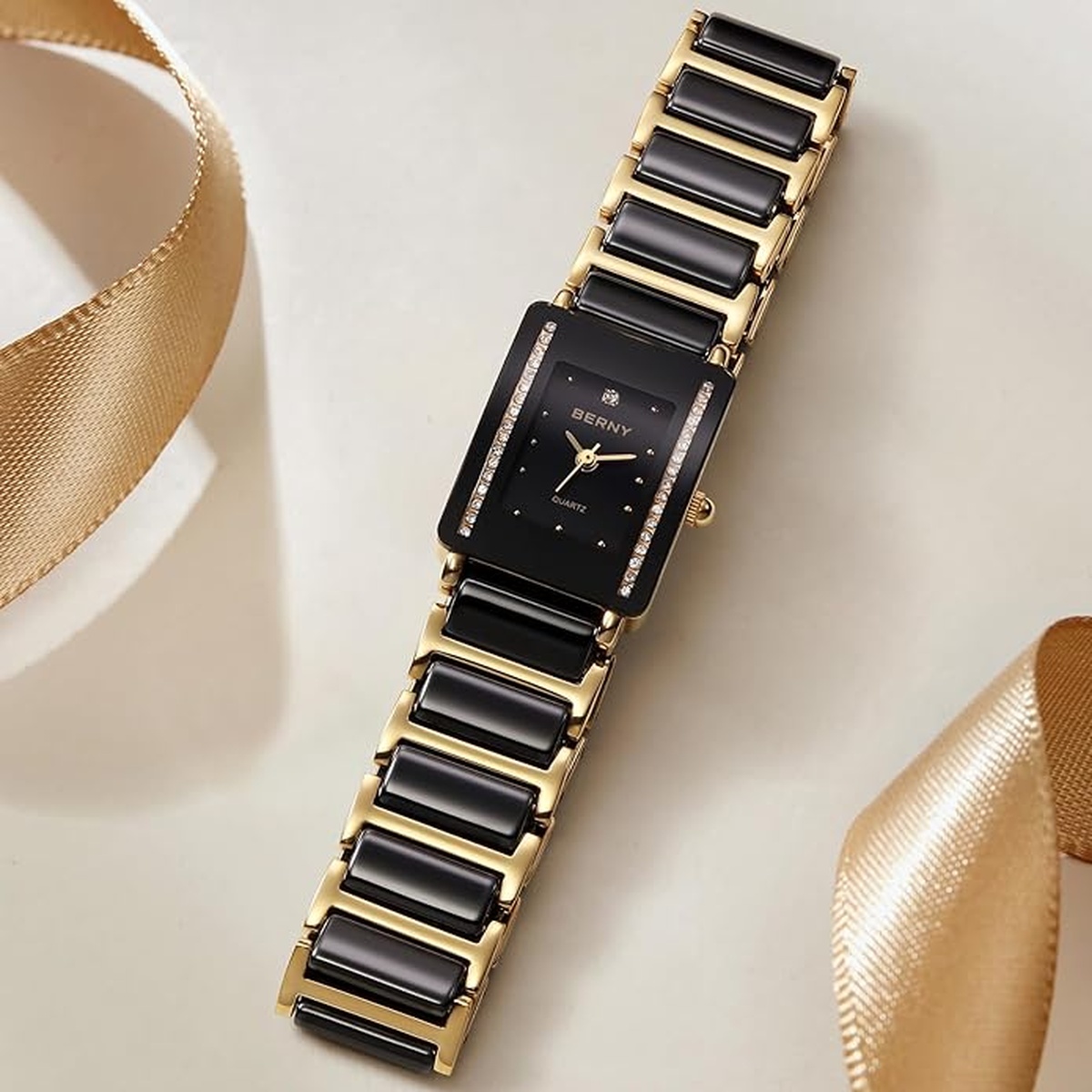 18 Stunning Vintage Watches for Women to Love - Archeworks