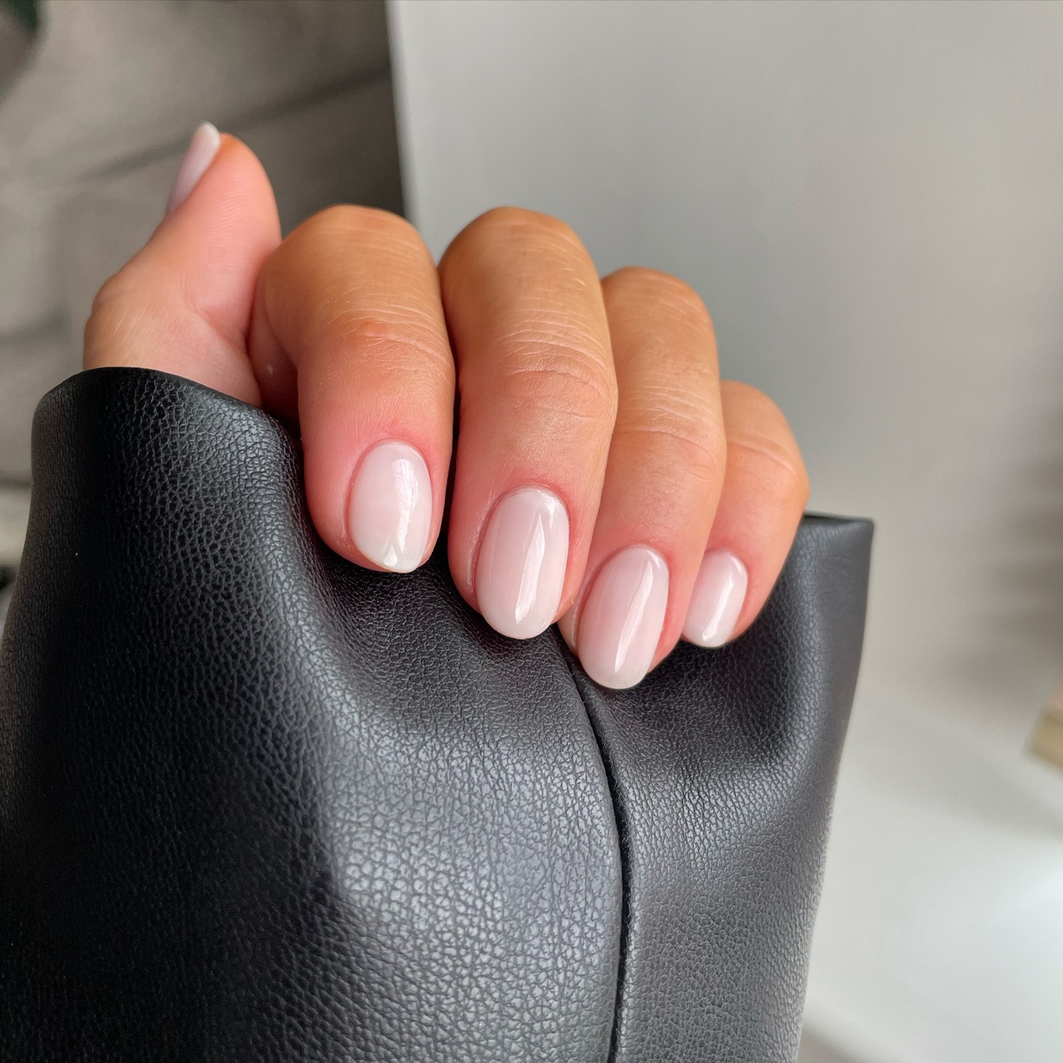 18 Sophisticated Neutral Nails for a Subtle Look - Archeworks