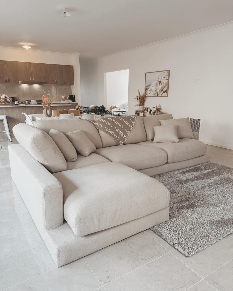 18 Unique Cream Couch Ideas for Stylish Living Rooms - Archeworks