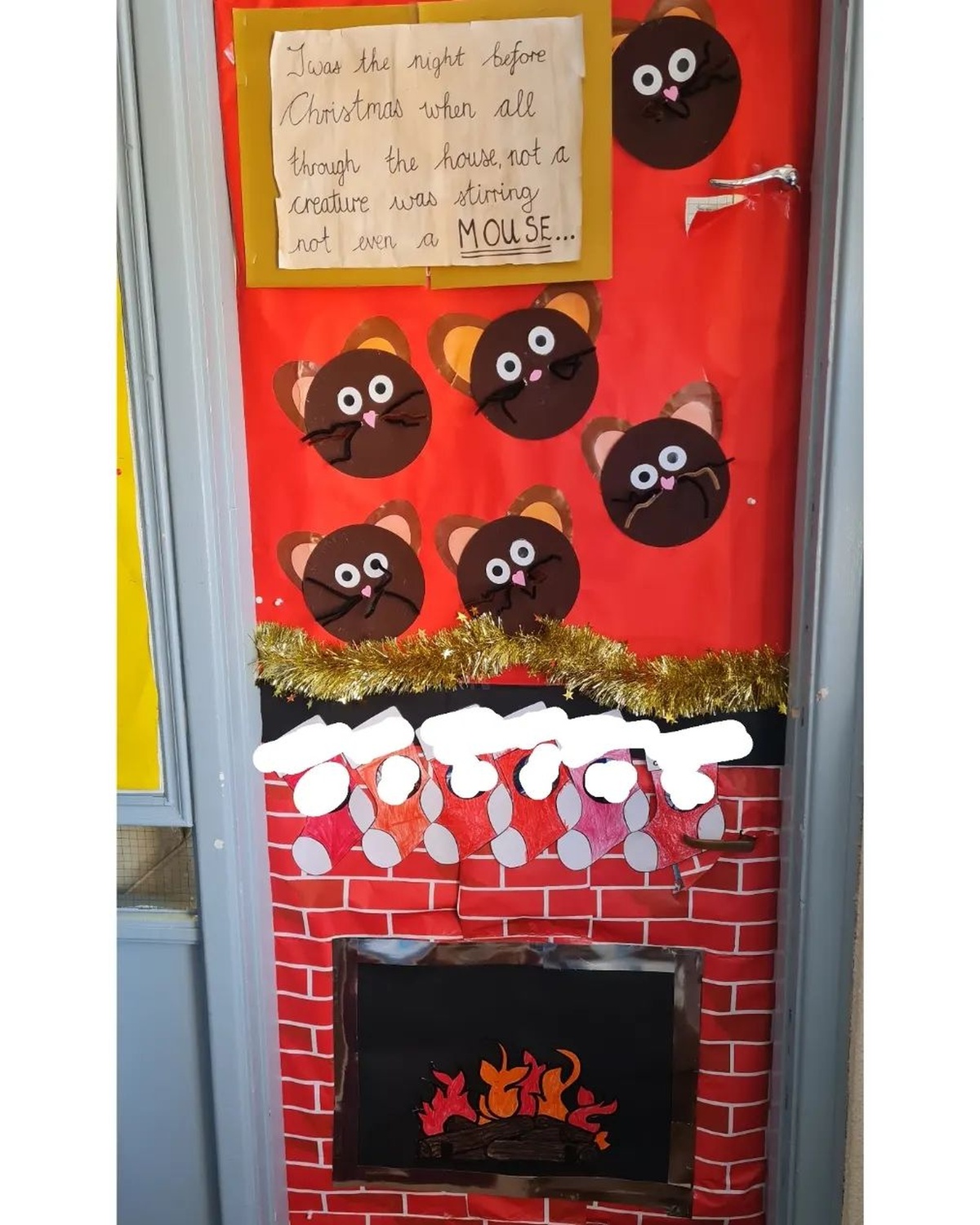 18 Stylish Christmas Door Decorations for Your Classroom - Archeworks