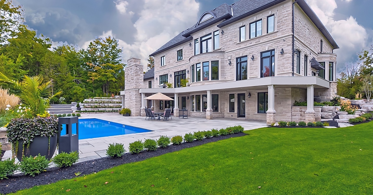 17 Inspiring Old Money Mansion Designs for Grand Living - Archeworks
