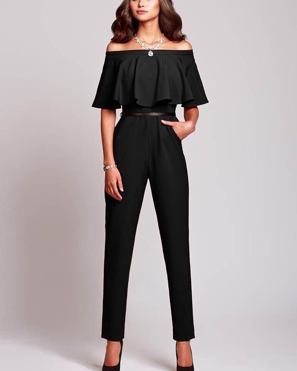18 Stylish Jumpsuit Ideas for Women to Rock Any Occasion - Archeworks