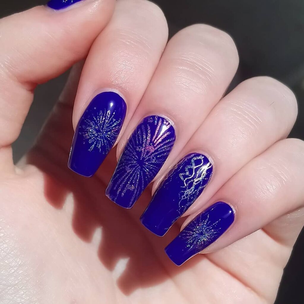 18 Sparkling Firework Nail Art Designs - Archeworks