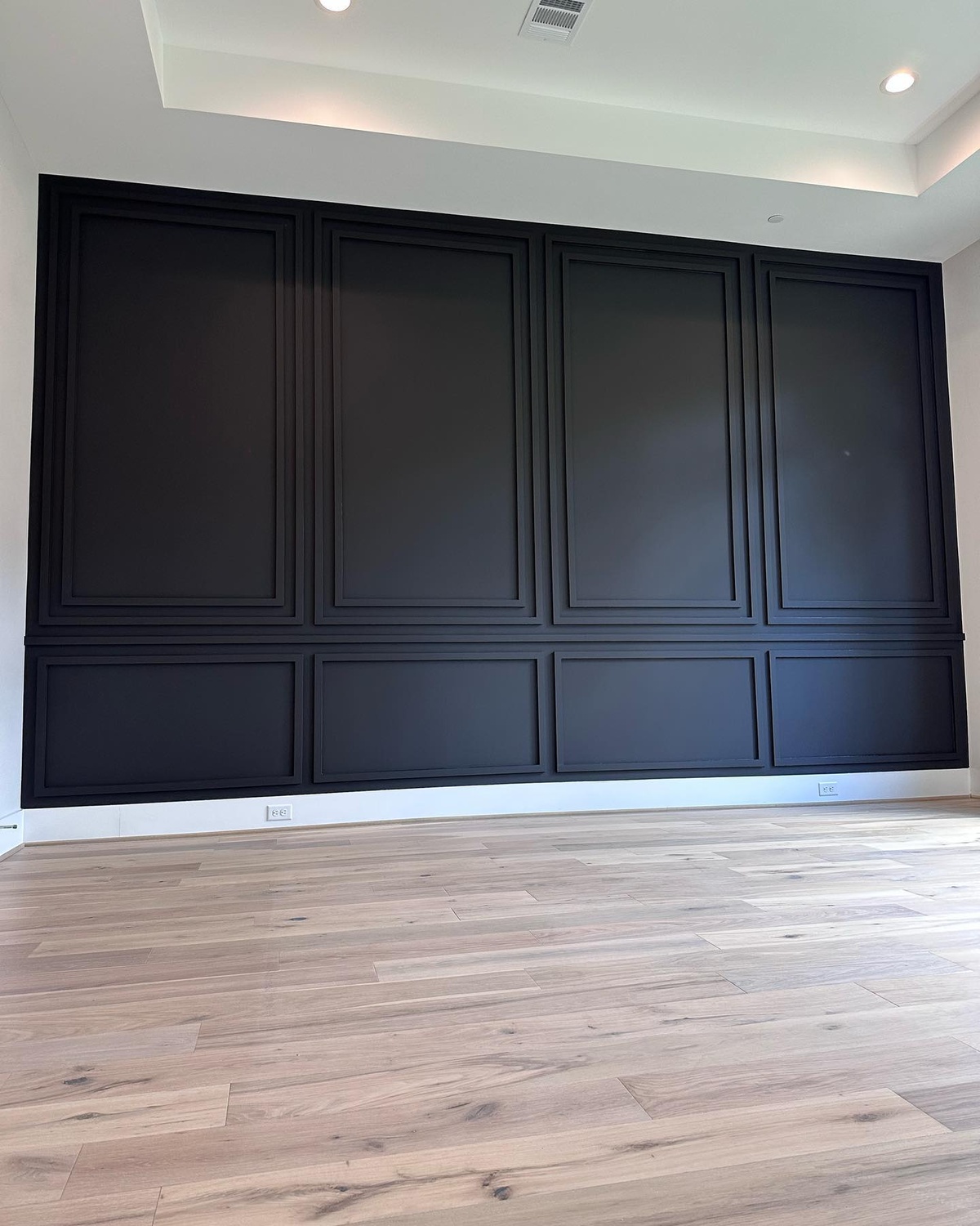 18 Elegant Black Accent Wall Ideas to Elevate Any Room - Archeworks
