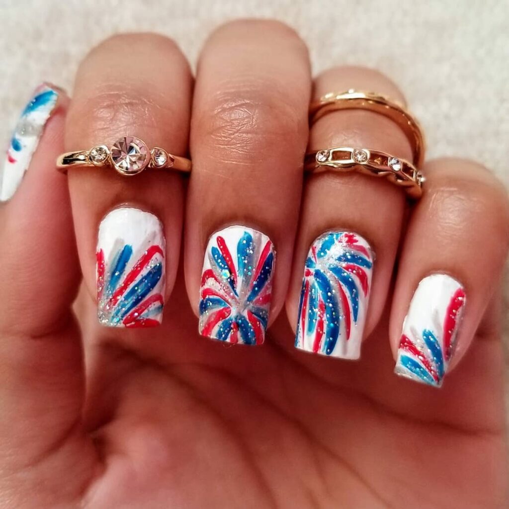18 Sparkling Firework Nail Art Designs - Archeworks