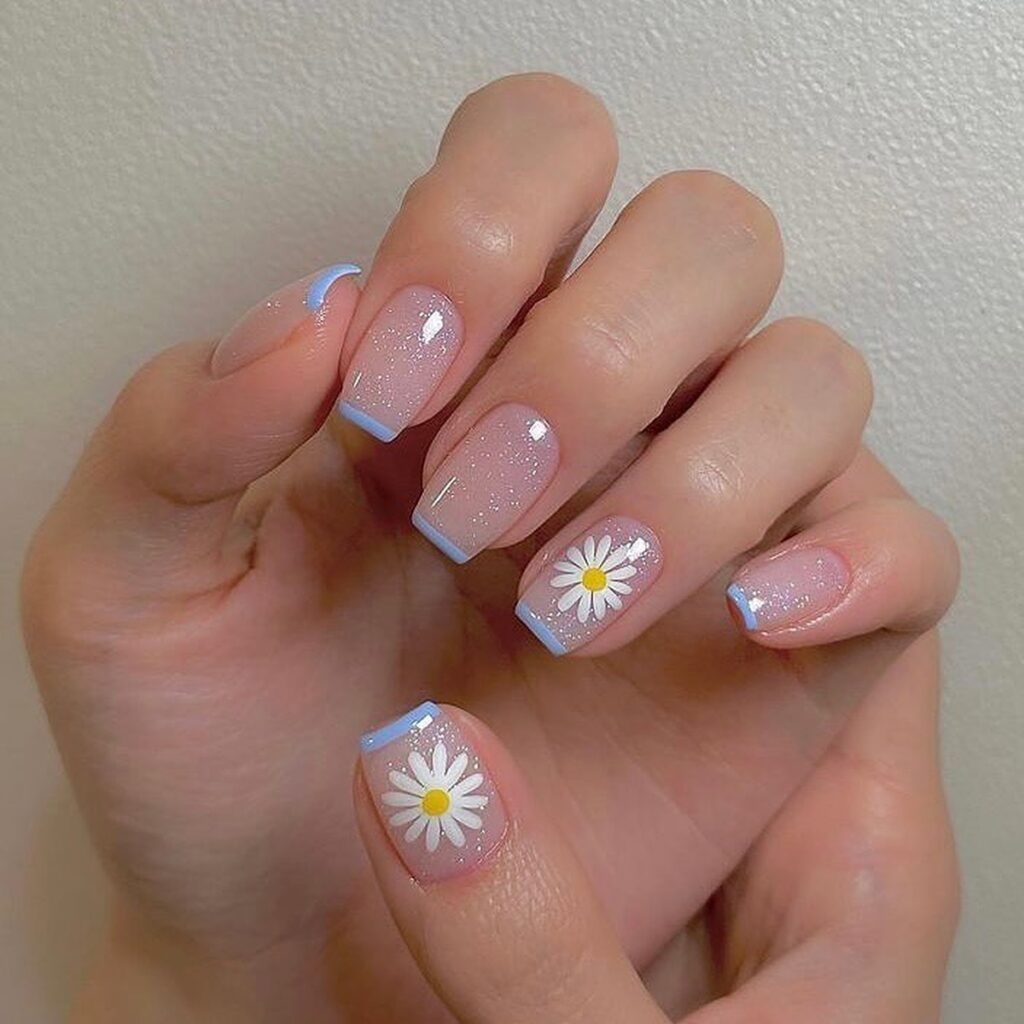 18 Trendy Square French Tip Nail Ideas - Archeworks